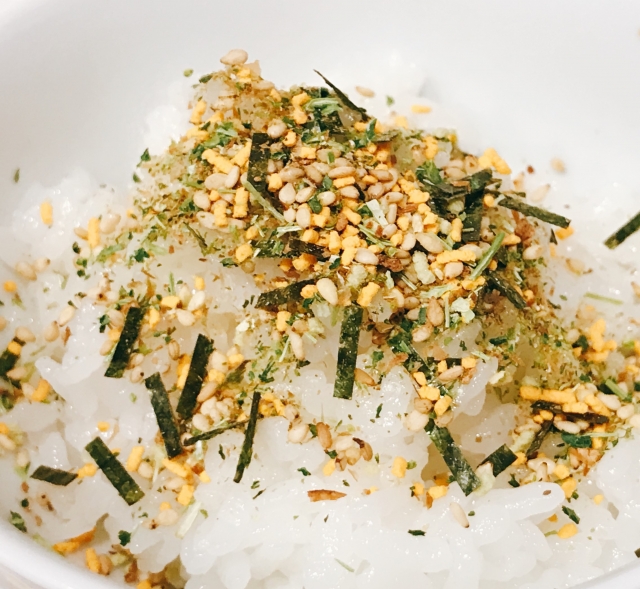 8 Recommended Furikake Toppings You Can Buy in Japan | edamame - Kansai ...